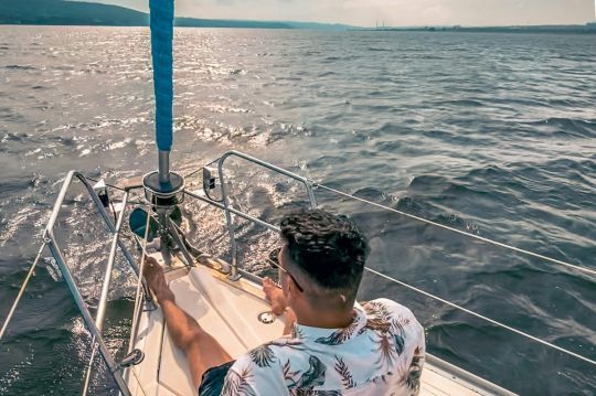 Difficult times: dealing with fatigue, loneliness and isolation at sea
