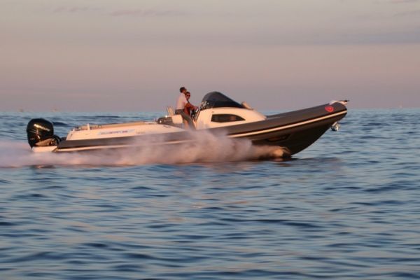 Flap, interceptor, trim... How to trim your motorboat?