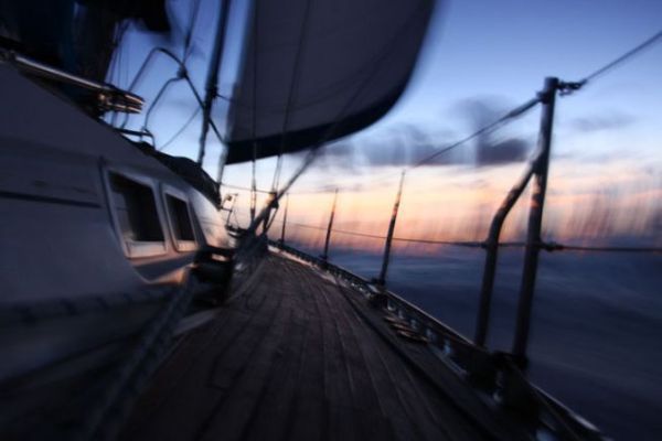 Dolink, beacons to monitor your boat and motor