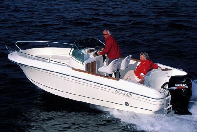 40 years of Cap Camarat: "This type of sporty and modern boat did not ...