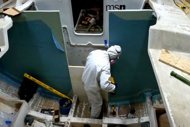 Duracell Project: The art of the epoxy fillet joint for a well-layered wall