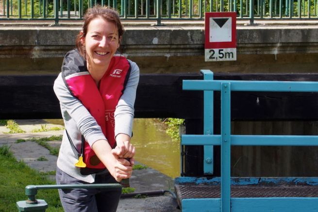 The ladder of locks of Hédé, a water staircase where you can take your ...