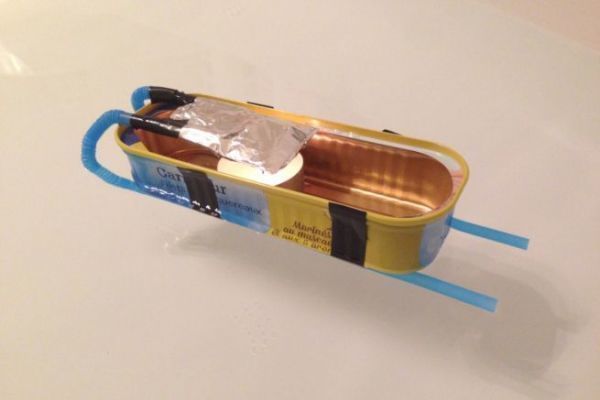 Easily build a pop boat out of recycled materials