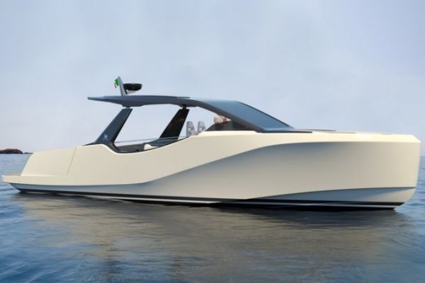 IY 43 Veloce, a first modern Italian yacht for Italia Yachts
