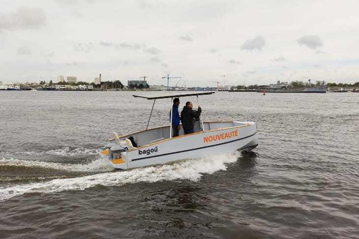 Prim 5.50 prices: A la carte offers for a semi-custom electric boat