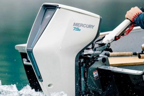 Electric outboard motor, overview of available solutions